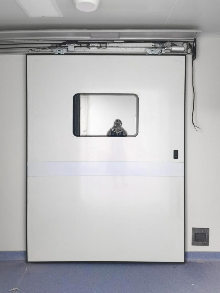 Pharmaceutical Clean Room Door: What’s to Look?